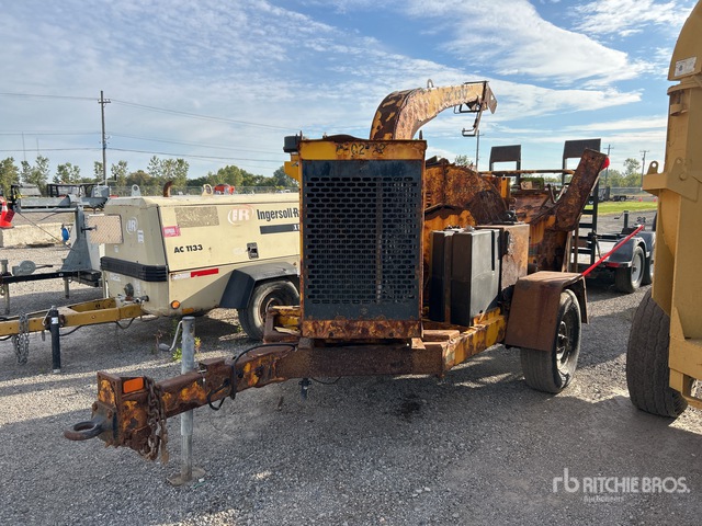 2016 Altec DC1317 Tow-Behind Astilladora de madera (Inoperable ...