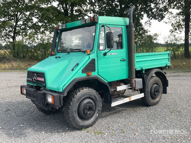 1998 Mercedes-Benz U90 4x4 Utility Truck | Ritchie Bros. Auctioneers