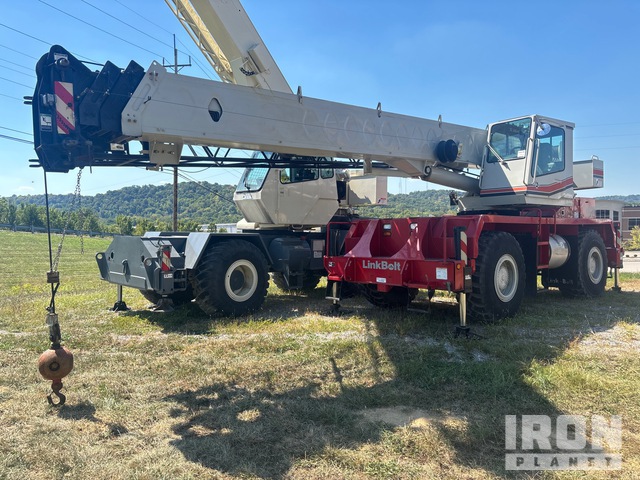 Link-Belt RTC-8030-II 30 ton 4x4 Rough Terrain Crane | Ritchie Bros ...