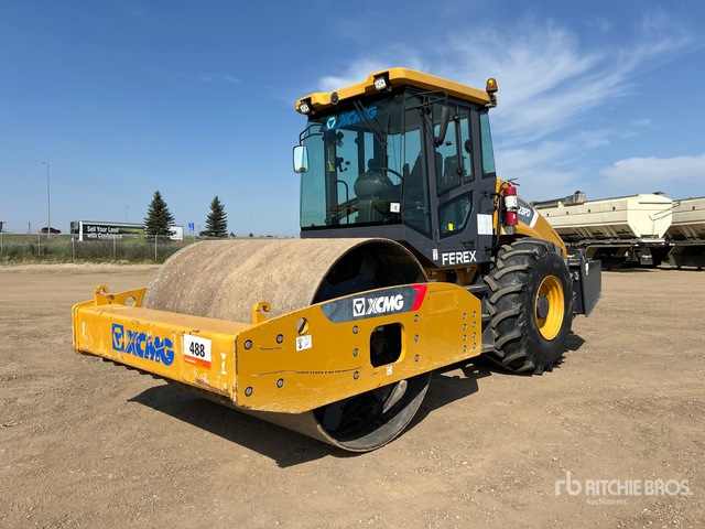 2018 XCMG Construction CV123PD Smooth Drum Compactor | Ritchie Bros ...