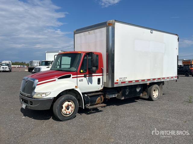 2005 International 4300 SBA 4x2 Van Truck | Ritchie Bros. Auctioneers