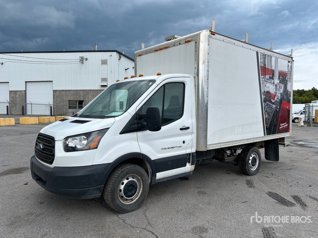 2018 Ford Transit 250 4x2 Moving Van Truck | Ritchie Bros. Auctioneers