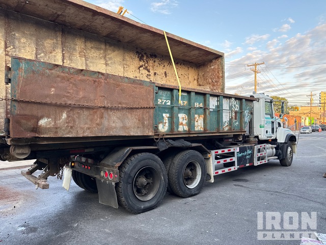 2005 Mack CV713 6x4 Roll-Off Truck in Brooklyn, New York, United States ...