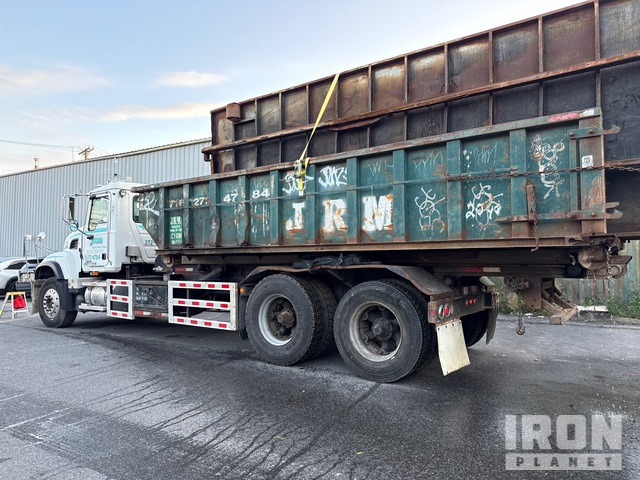 2005 Mack CV713 6x4 Roll-Off Truck in Brooklyn, New York, United States ...