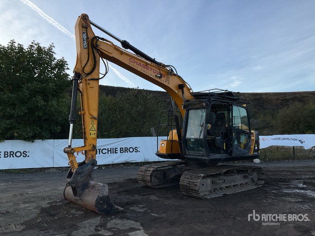 2018 JCB JS130LC Tracked Excavator | Ritchie Bros. Auctioneers