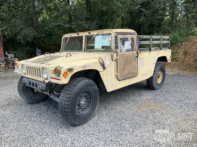 AM General M1097R1 HMMWV 2 Door Soft Top w/Truck Body in Chambersburg ...
