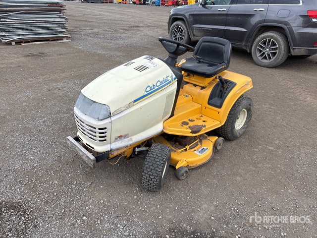Club Cadet HDS2135 Mower Tractor | Ritchie Bros. Auctioneers