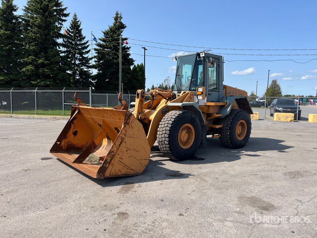 1988 Case 621 Wheel Loader | Ritchie Bros. Auctioneers