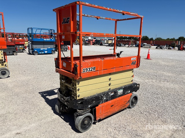 2019 JLG 1932R Electric Scissor Lift | Ritchie Bros. Auctioneers