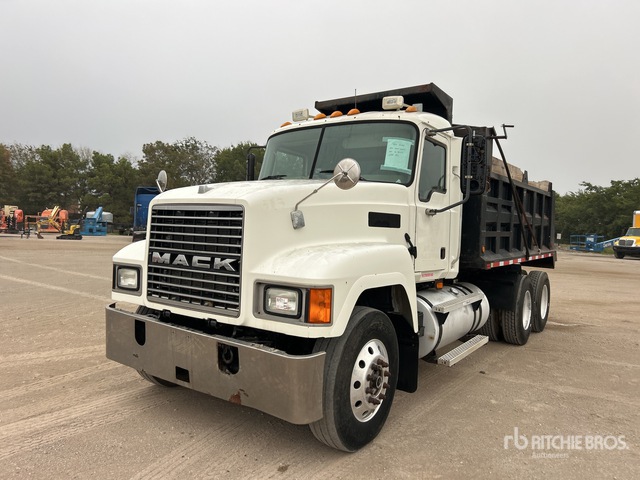 2004 Mack CH613 6x4 T/A Dump Truck | Ritchie Bros. Auctioneers