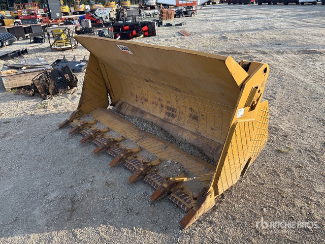 96 In Multi-Purpose Bucket | Ritchie Bros. Auctioneers