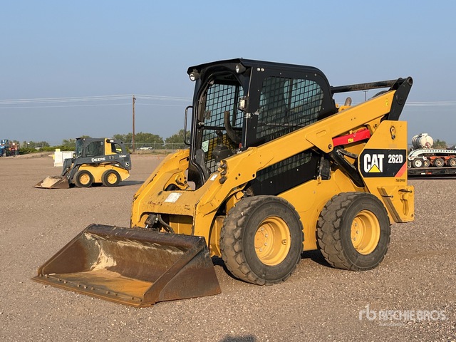 2016 Cat 262D Two-Speed Skid Steer Loader | Ritchie Bros. Auctioneers