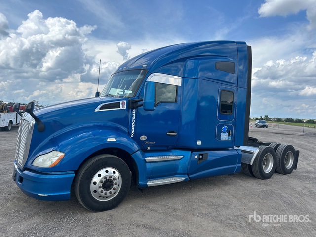 2017 Kenworth T680 6x4 Sleeper Prime Mover | Ritchie Bros. Auctioneers