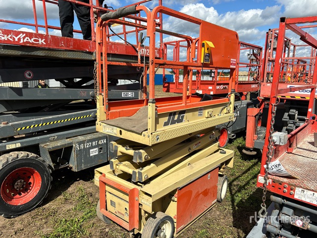 1997 JLG 1532 Electric Plateforme élévatrice à ciseaux | Ritchie Bros ...