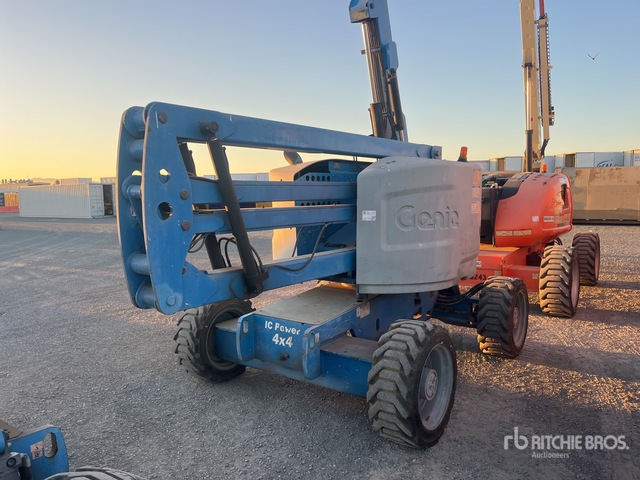 2014 Genie Z45/25 4WD Diesel Articulating Boom Lift | Ritchie Bros ...