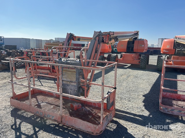 2017 JLG 860SJ 4WD Diesel Telescopic Boom Lift | Ritchie Bros. Auctioneers