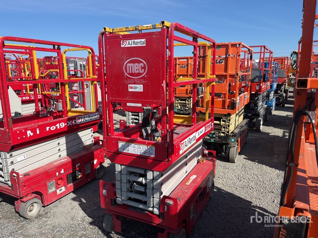 2023 MEC MICRO 19-XD Electric Scissor Lift | Ritchie Bros. Auctioneers