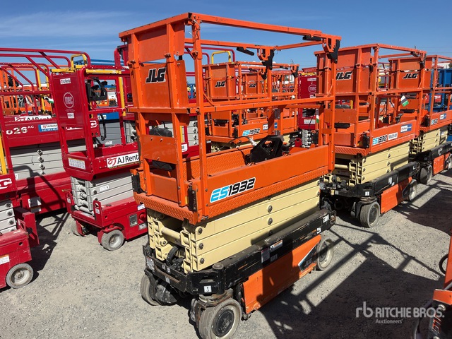 2022 JLG ES1932 Electric Scissor Lift | Ritchie Bros. Auctioneers