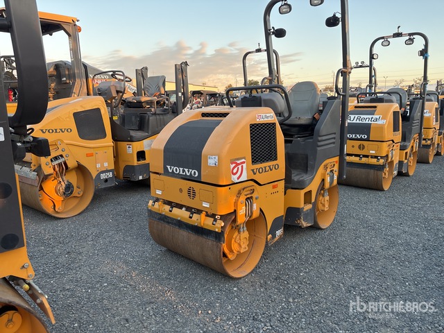 2021 Volvo DD15 Double Drum Roller | Ritchie Bros. Auctioneers