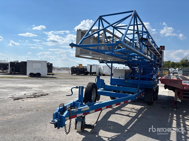 2017 Hydra HP35 Tri/A Bridge Inspection Trailer | Ritchie Bros. Auctioneers