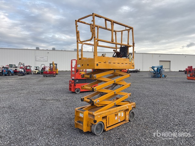 2014 Haulotte Optimum 8 Electric Scissor Lift | Ritchie Bros. Auctioneers