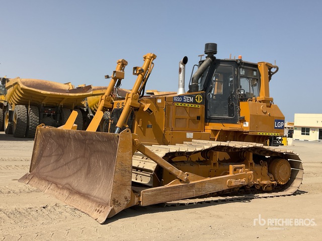 2024 SEM 822D Crawler Dozer | Ritchie Bros. Auctioneers