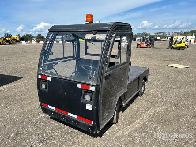2016 Textron Titan XD EE 2 Pass Utility Cart | Ritchie Bros. Auctioneers