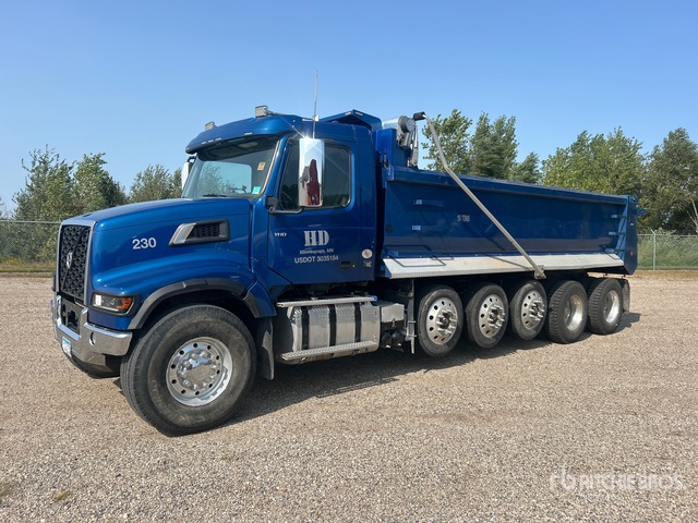 2022 Volvo VHD 12x4 Simple 16 6-Achs Kipper-Lkw | Ritchie Bros. Auctioneers