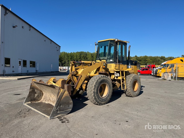 1995 Cat 924F Wheel Loader | Ritchie Bros. Auctioneers