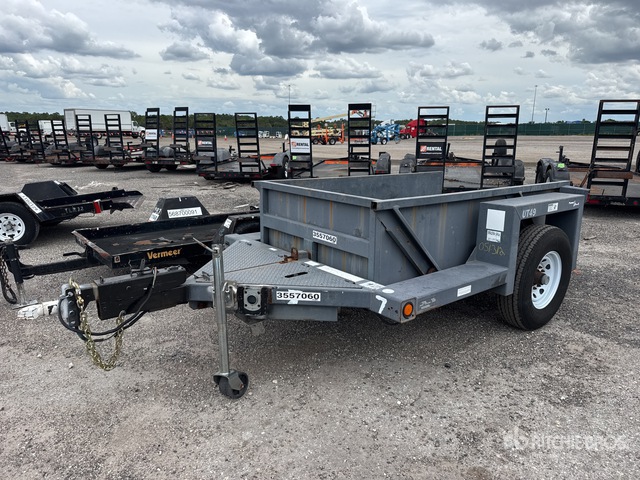 2013 JLG UT49 8 ft S/A Ground Load Trailer | Ritchie Bros. Auctioneers