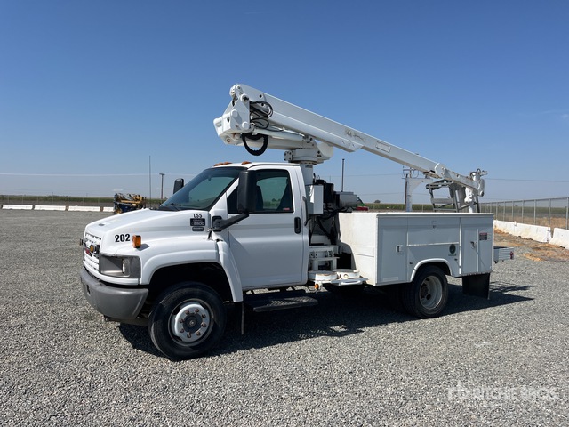 Altec AT235 34 ft on 2009 GMC C5500 4x2 Bucket Truck | Ritchie Bros ...