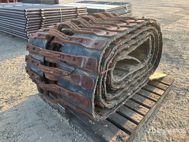Nodwell 40 in Tracks | Ritchie Bros. Auctioneers