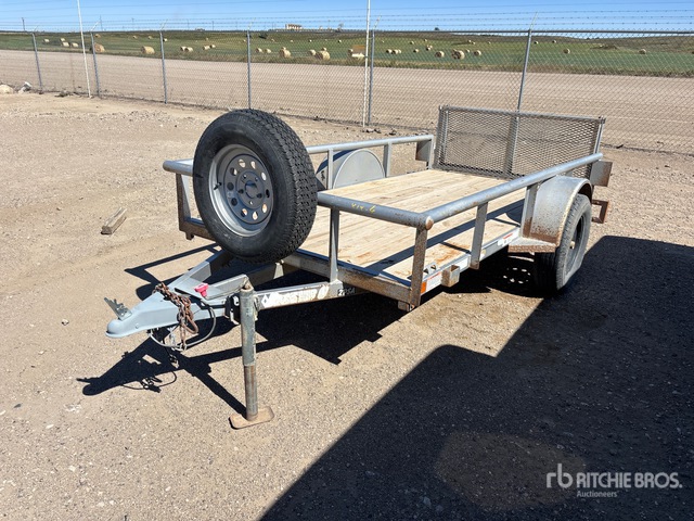 2014 Roadclipper 10 ft S/A Remorque utilitaire | Ritchie Bros. Auctioneers