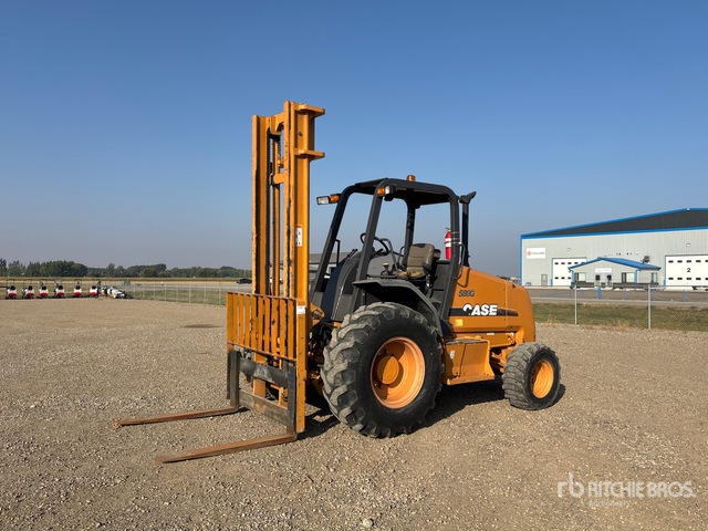 Case 588G 8000 lb 4x2 Rough Terrain Forklift | Ritchie Bros. Auctioneers