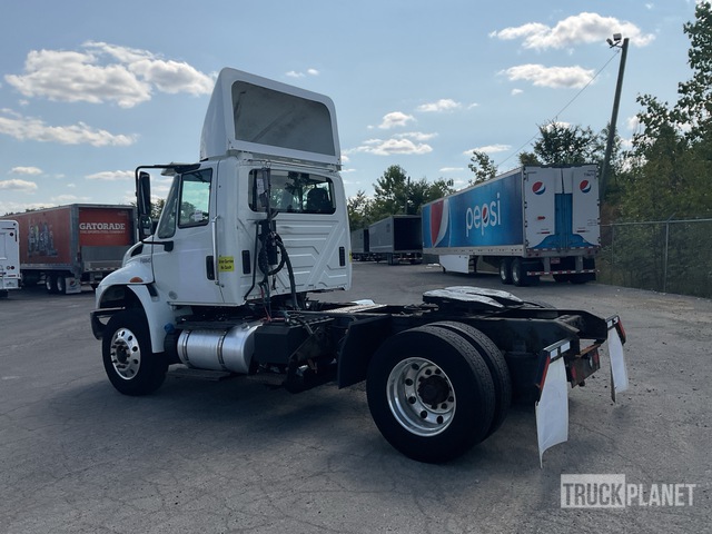 2015 International 4300 SBA 4x2 S/A Day Cab Truck Tractor in Lima, Ohio ...
