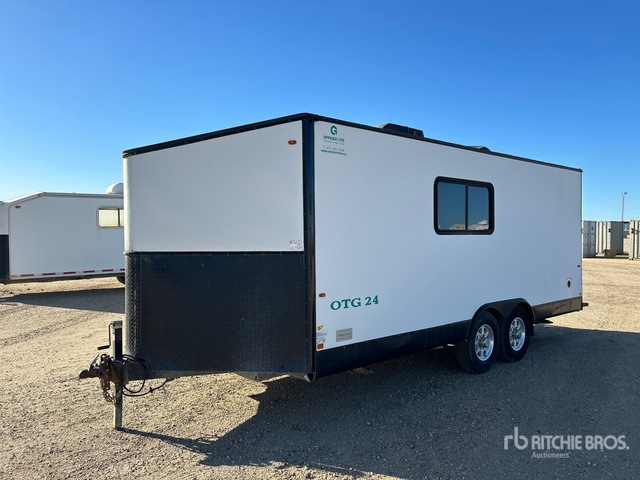 2013 Forks 22 ft x 8 ft Portable T/A V-Nosed Bureau mobile | Ritchie ...