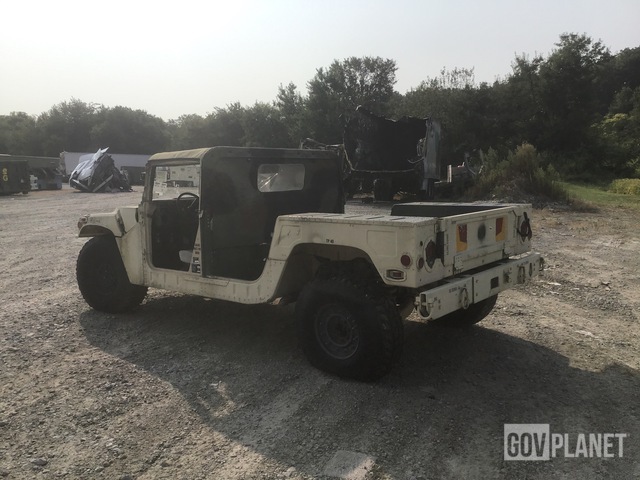 2001 AM General M1097A2 HMMWV 2 Door Soft Top w/Truck Body in ...