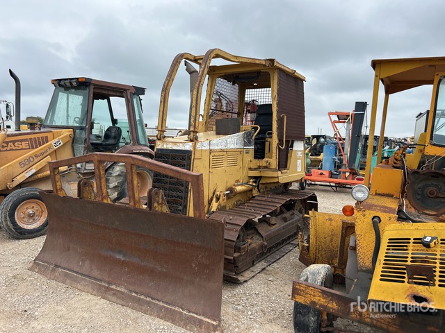 1995 Cat D4C Crawler Dozer (Inoperable) | Ritchie Bros. Auctioneers