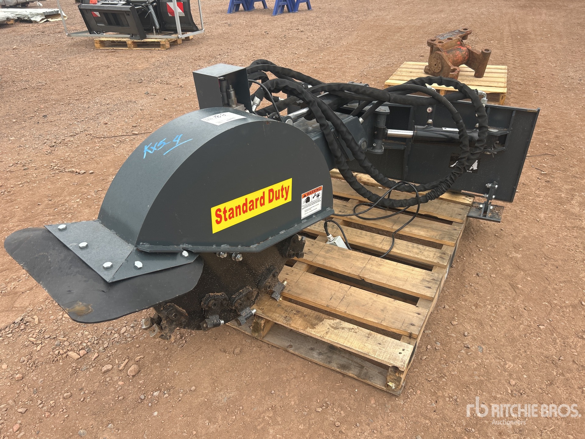 Handy HSSG27 Skid Steer Stump Grinder | Ritchie Bros. Auctioneers
