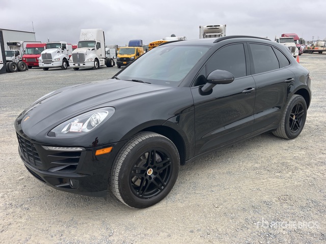 2017 Porsche Macan AWD SUV | Ritchie Bros. Auctioneers