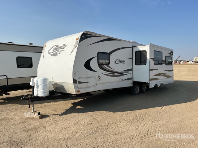 2011 Keystone RV Cougar 30 ft T/A Travel Trailer | Ritchie Bros ...