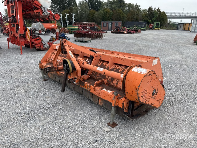 2001 Falc Alce 2500 Stalk Chopper | Ritchie Bros. Auctioneers