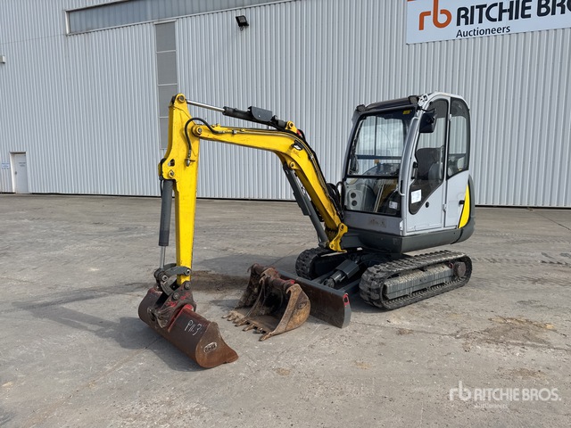2014 Wacker Neuson 2503 Mini-Pelle Mini Excavator | Ritchie Bros ...
