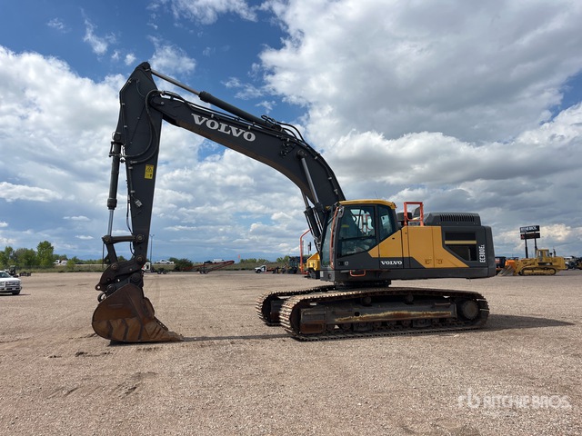 2019 Volvo EC380EL Tracked Excavator | Ritchie Bros. Auctioneers