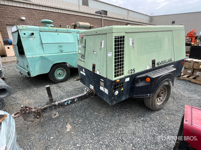 2009 Sullair 425 cfm Mobile Air Compressor | Ritchie Bros. Auctioneers