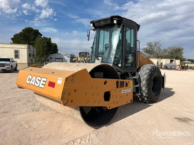 2020 Case SV211E Smooth Drum Compactor | Ritchie Bros. Auctioneers