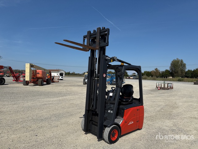 2014 Linde E16C-01 1600 kg Electric Forklift | Ritchie Bros. Auctioneers