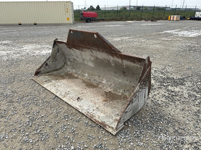 Treemme LT800 MM2240 Telehandler Bucket | Ritchie Bros. Auctioneers
