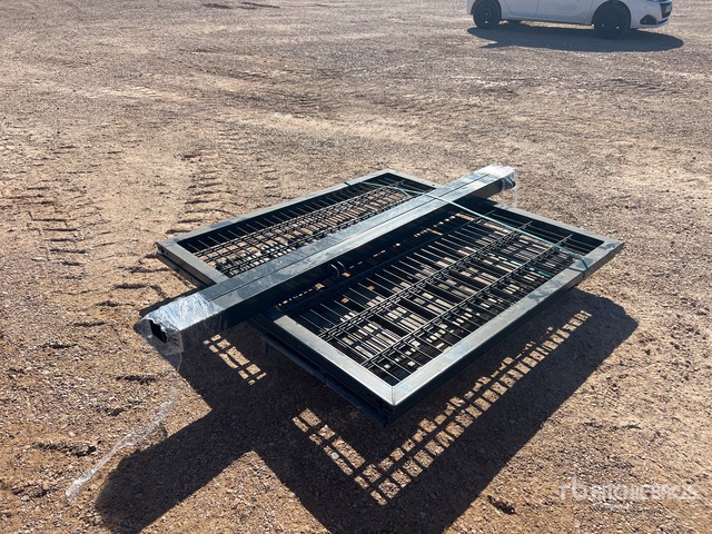 Double Wing Door (1,40m x 3,00m) for Site Fence (Unused) | Ritchie Bros ...