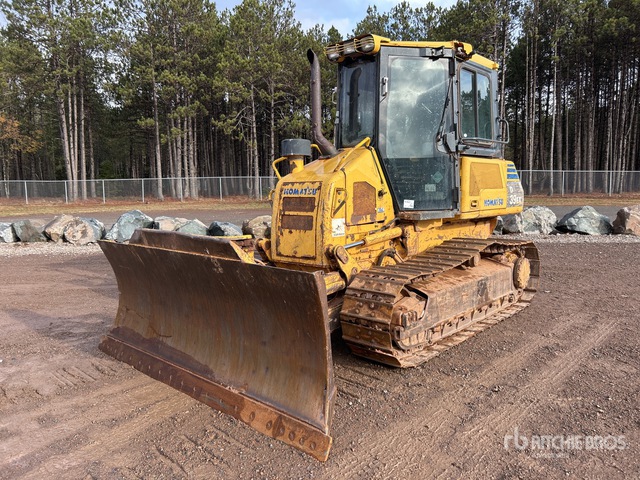 2010 Komatsu D39EX-22 Crawler Dozer | Ritchie Bros. Auctioneers